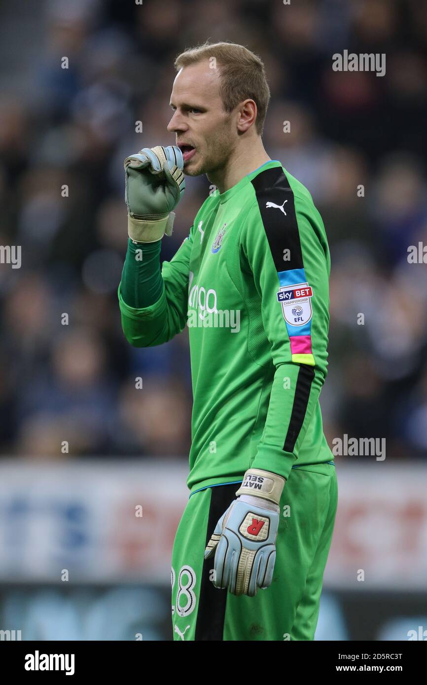 Newcastle united goalkeeper matz sels hi-res stock photography and ...