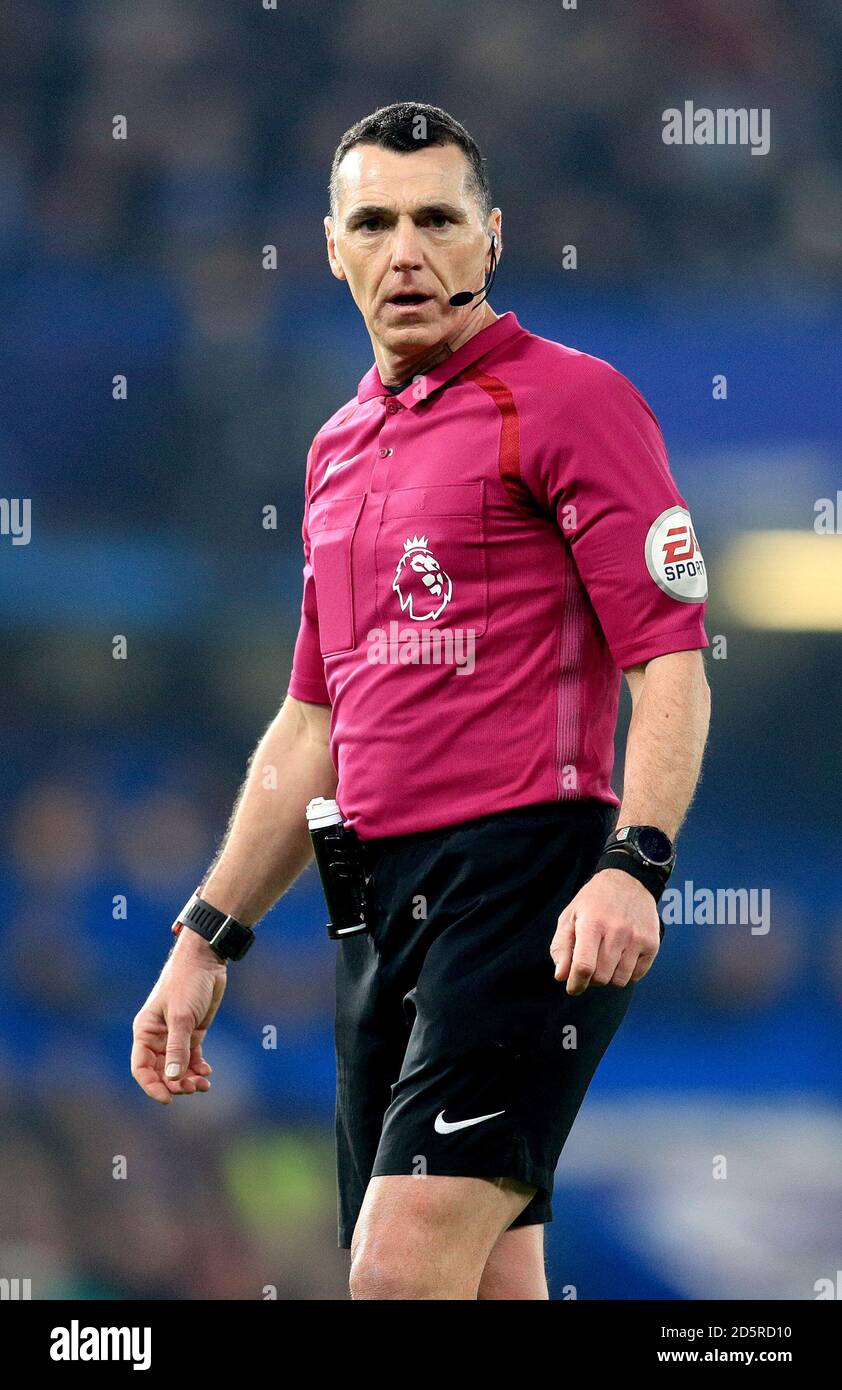 Match referee Neil Swarbrick Stock Photo - Alamy