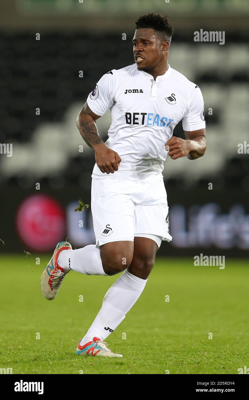 Tyler reid hi-res stock photography and images - Alamy