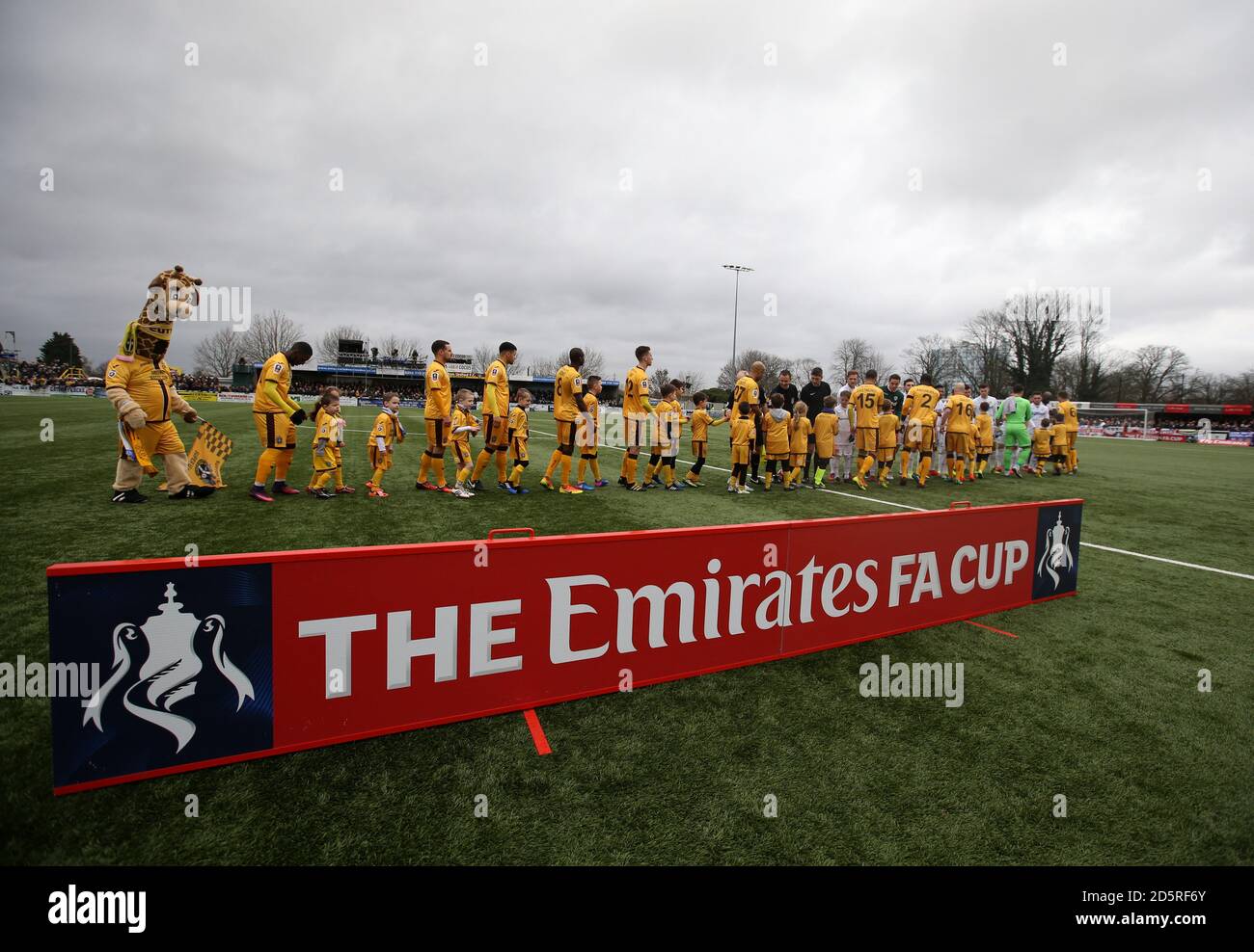 Sutton united players hi-res stock photography and images - Alamy