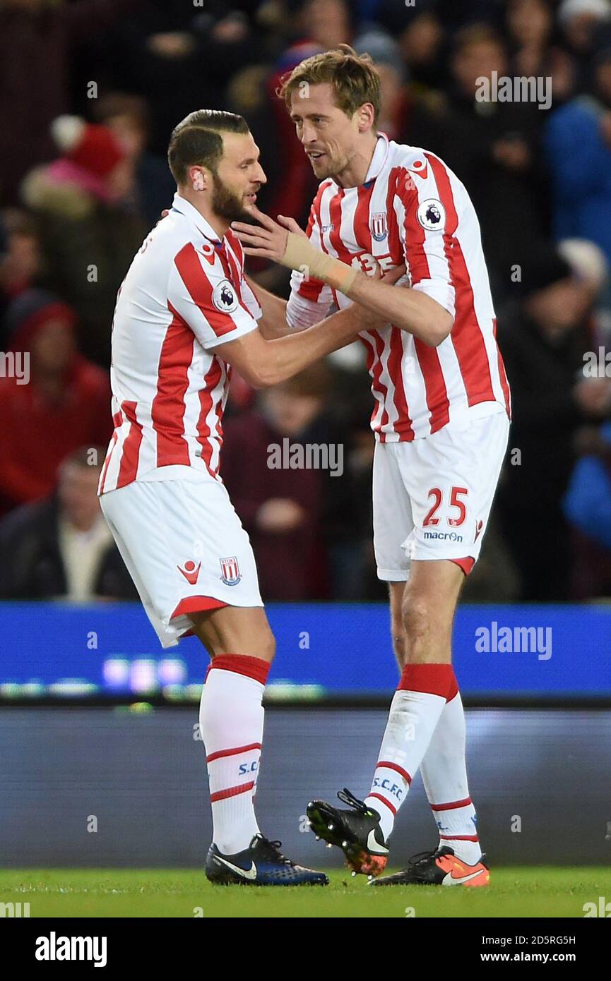 100th premier league goal hi-res stock photography and images - Alamy