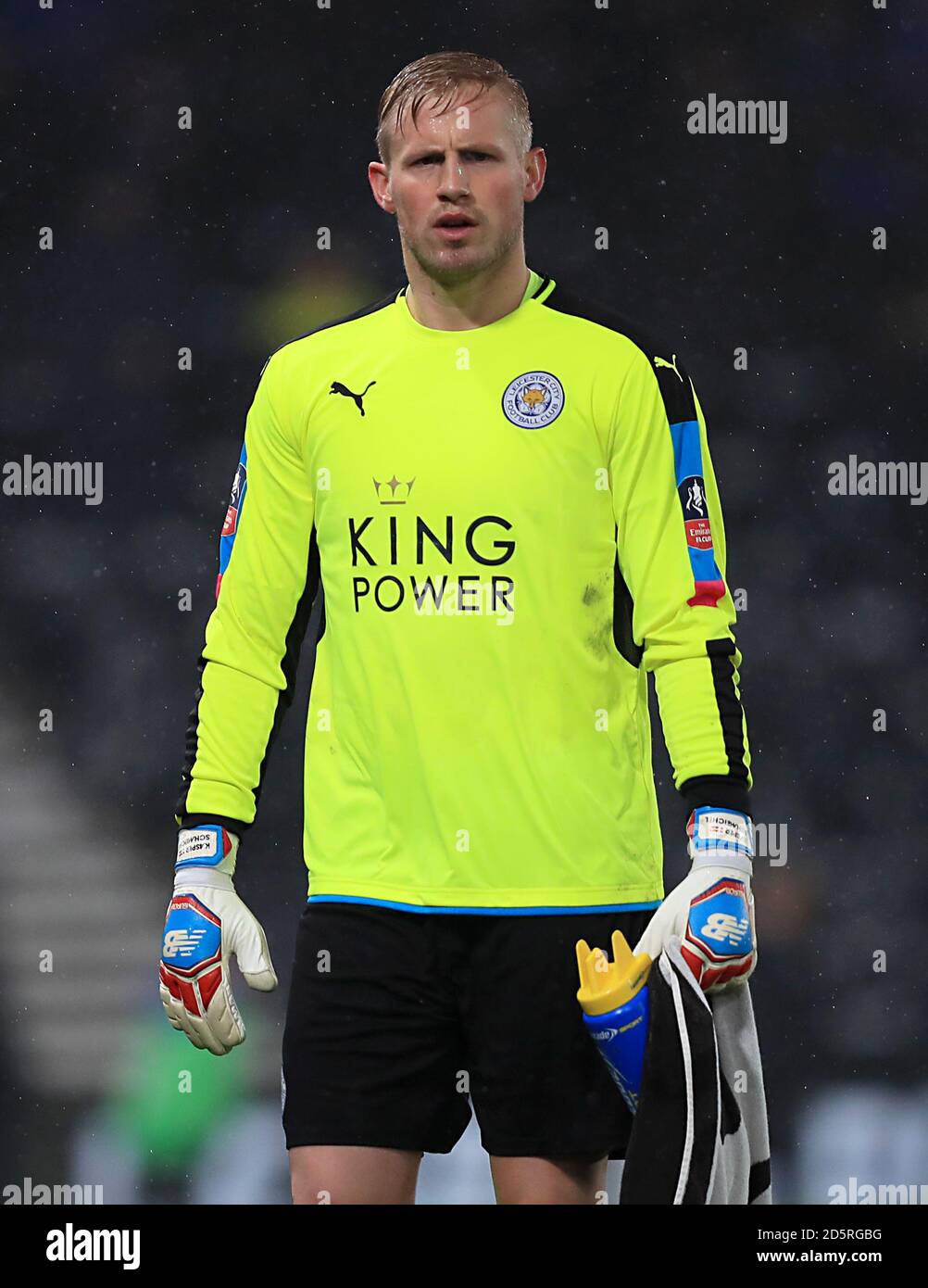 Leicester City goalkeeper Kasper Schmeichel Stock Photo - Alamy
