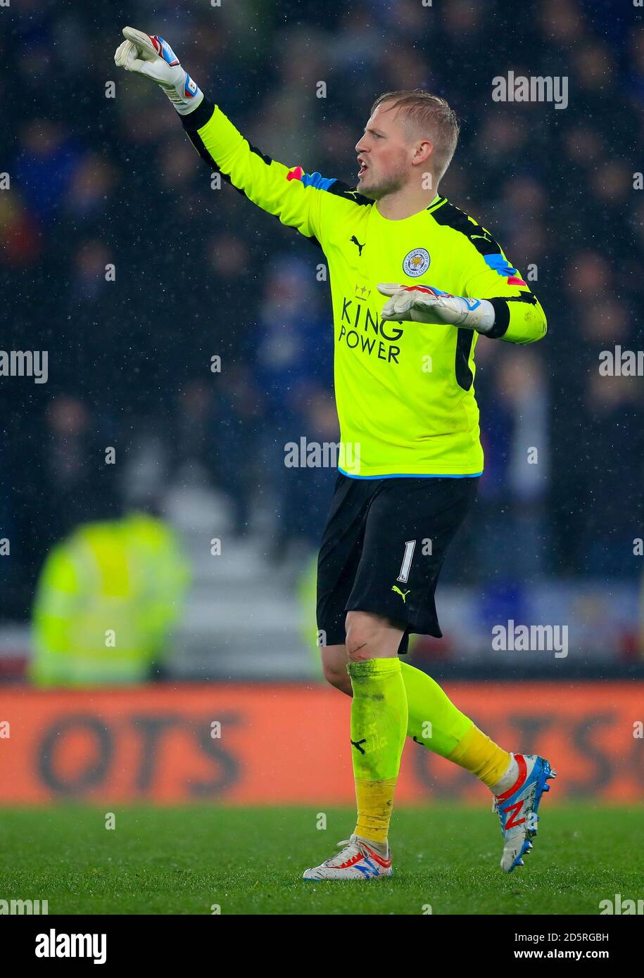 Leicester City goalkeeper Kasper Schmeichel Stock Photo - Alamy