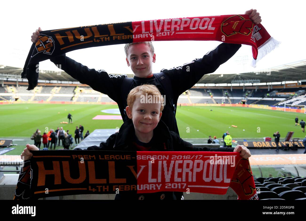 Hull city fans tigers hi-res stock photography and images - Alamy