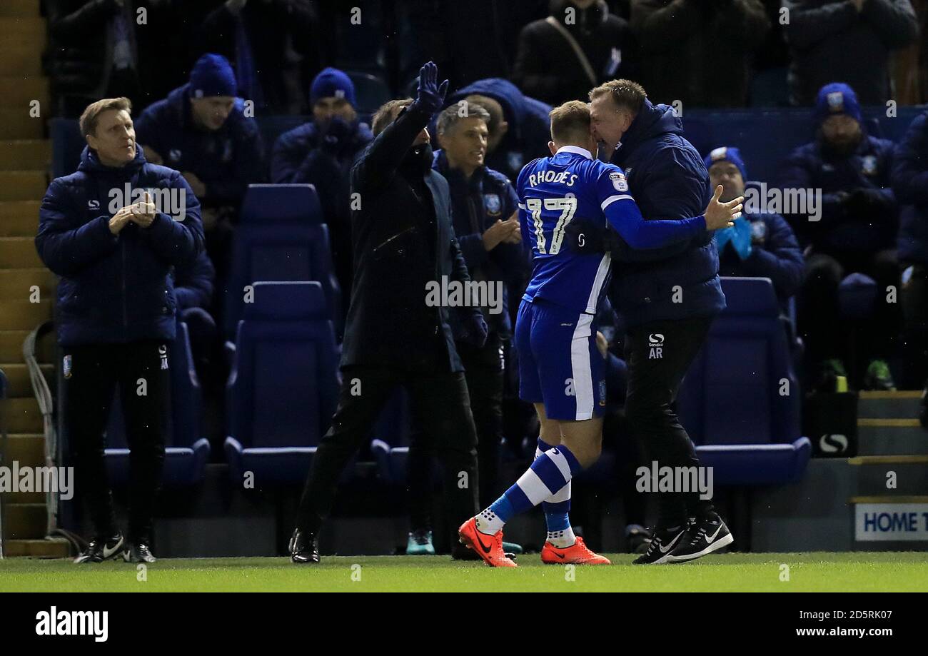 Sheffield wednesday goalkeeper coach andy rhodes hi-res stock ...