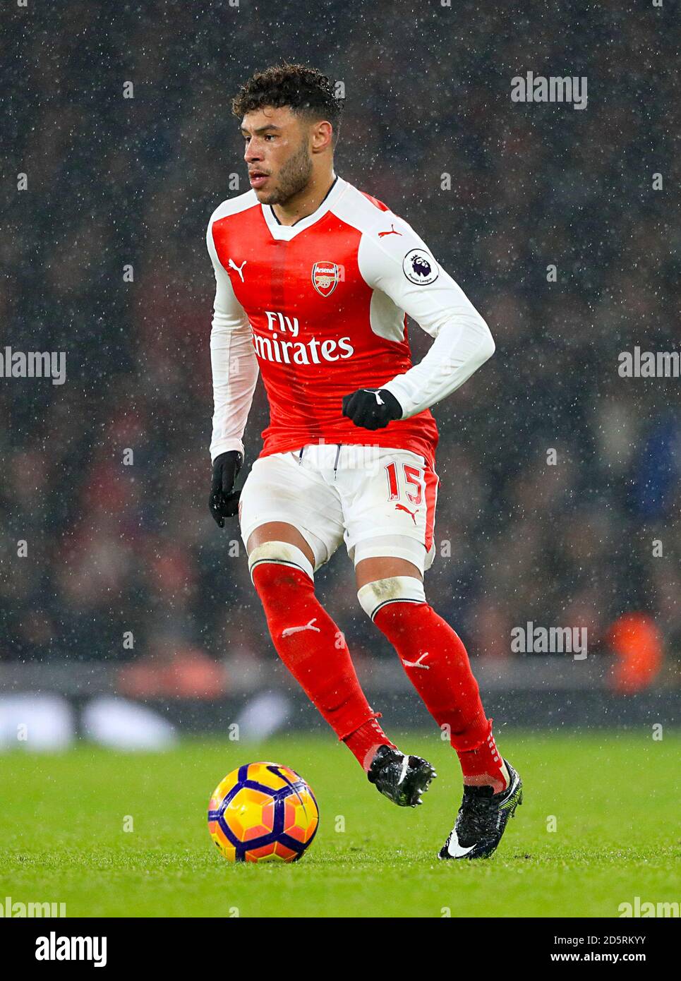 Oxlade chamberlain arsenal hi-res stock photography and images - Alamy