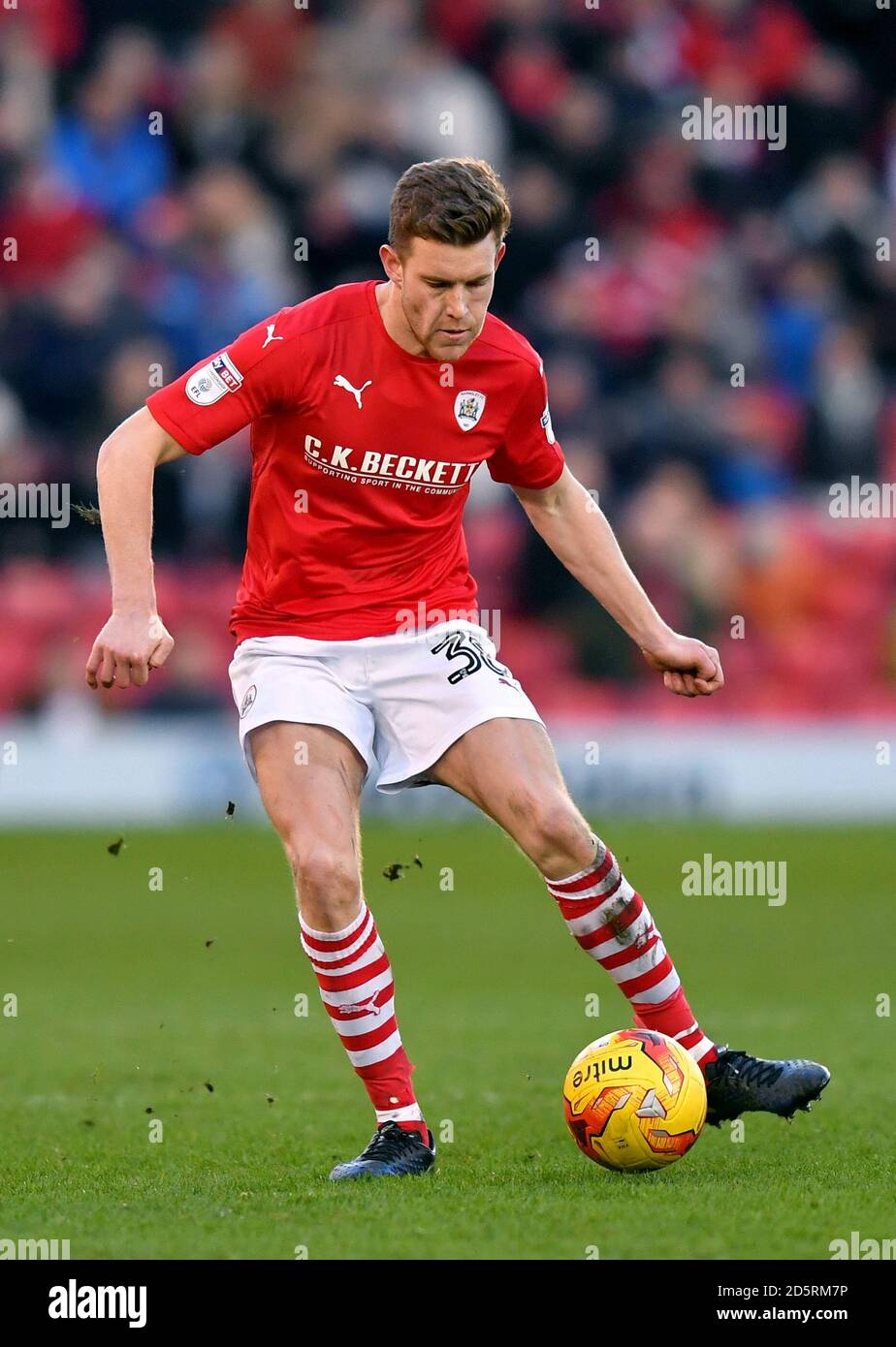 Barnsley's Callum Elder Stock Photo - Alamy