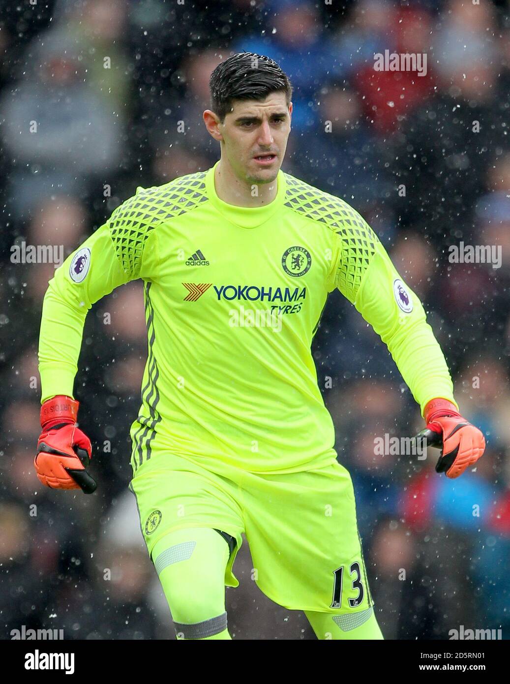Chelsea goalkeeper Thibaut Courtois Stock Photo - Alamy