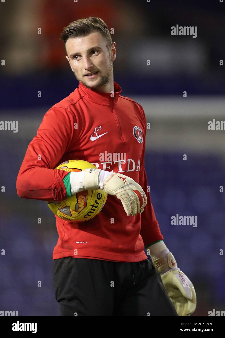 Charlton Athletic goalkeeper Declan Rudd Stock Photo - Alamy
