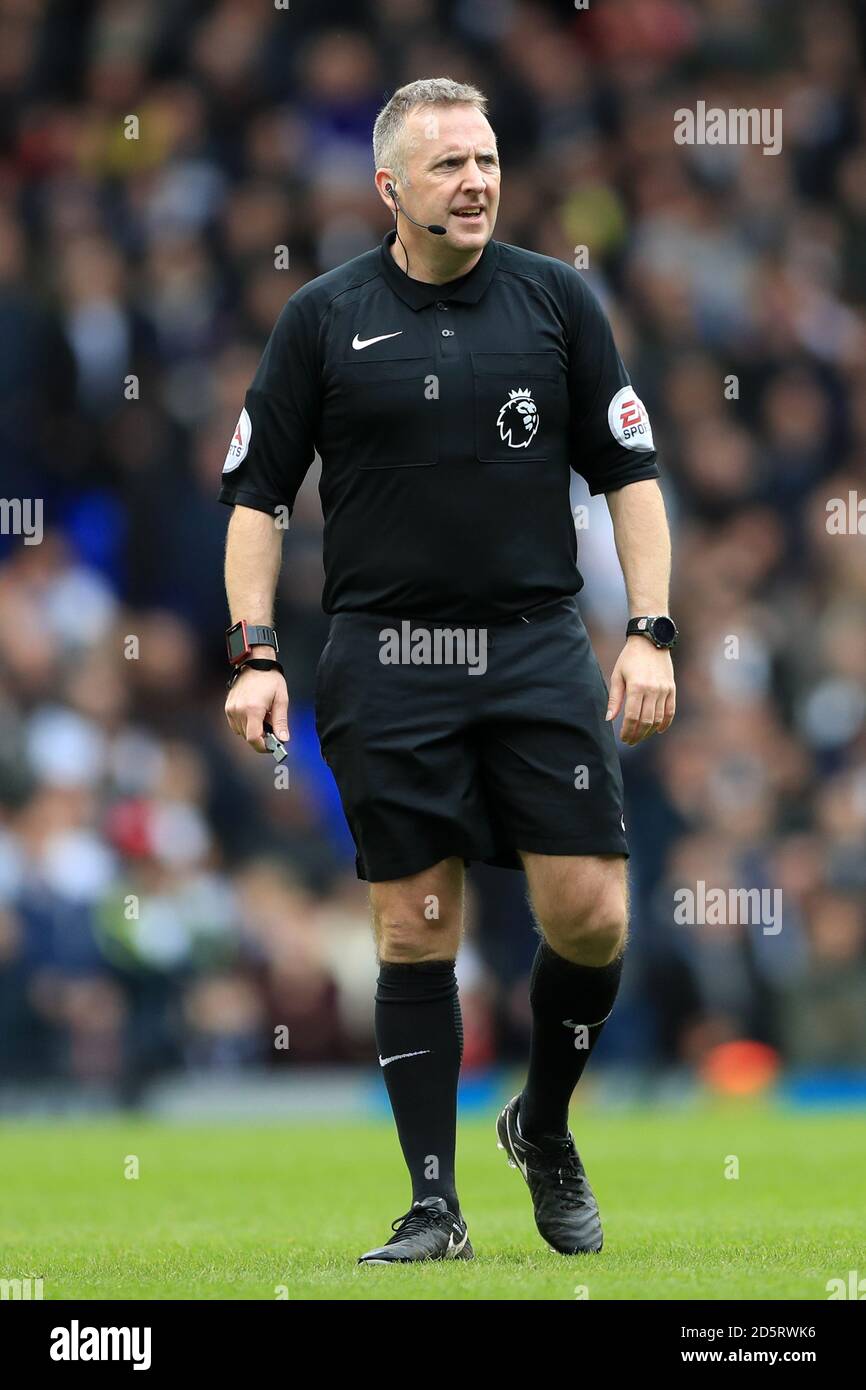 Referee Jonathan Moss Stock Photo - Alamy