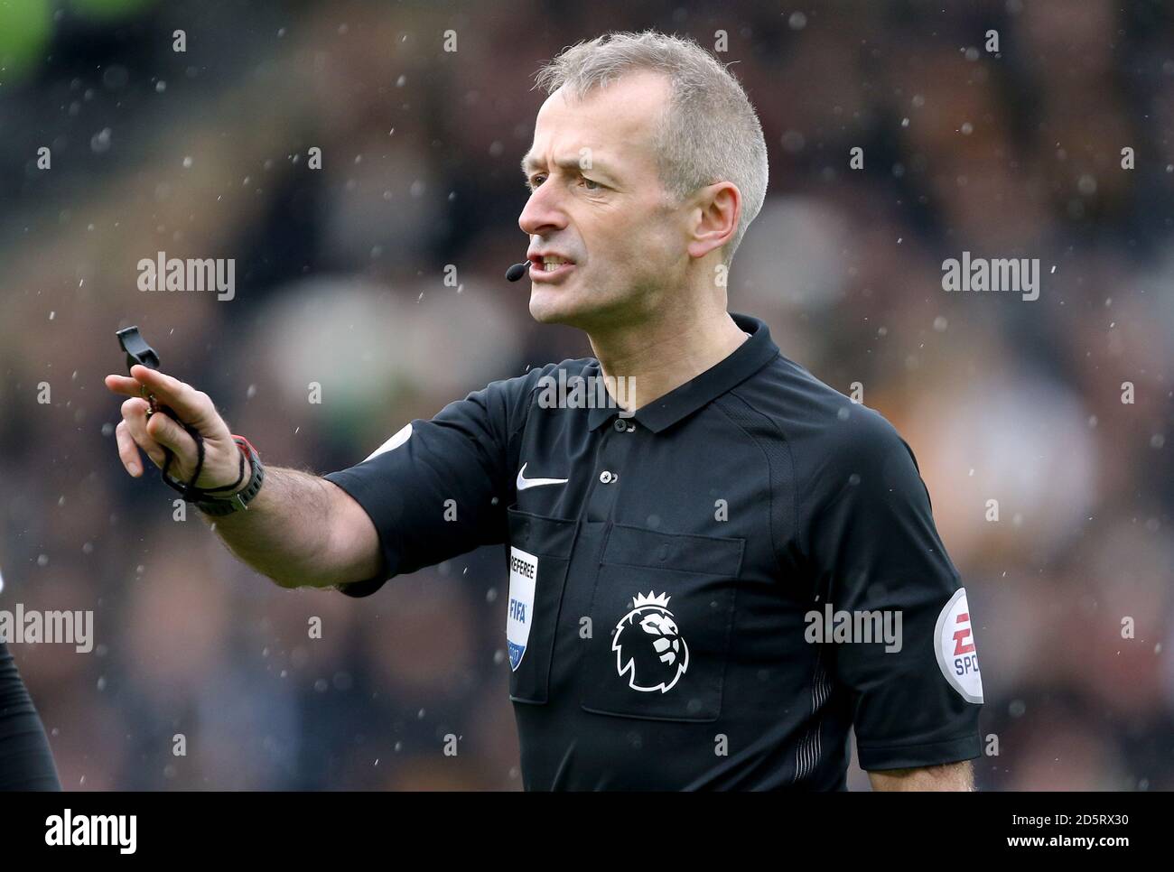 Martin Atkinson, match referee Stock Photo - Alamy