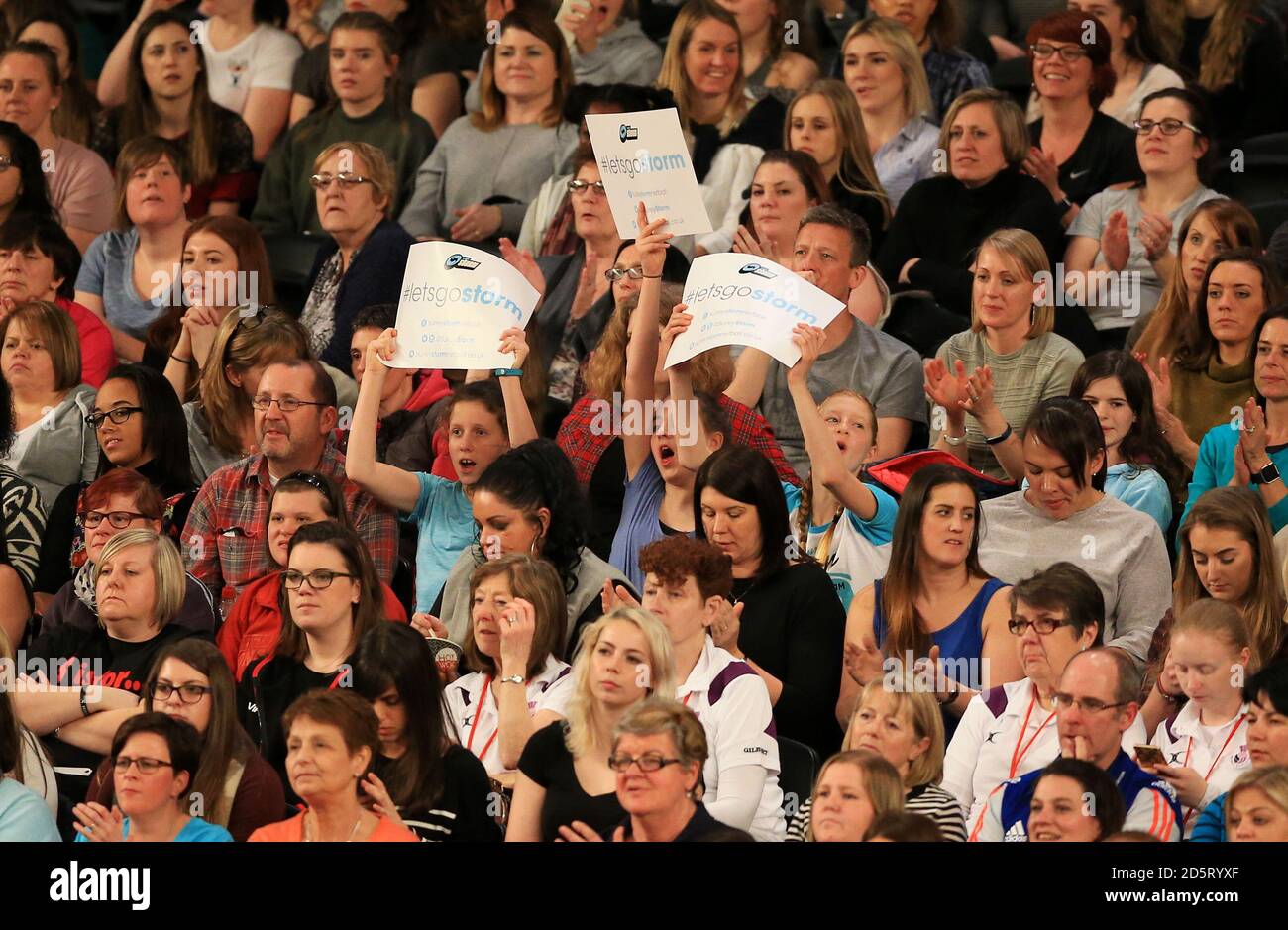Netball fans in the stands hi-res stock photography and images - Alamy