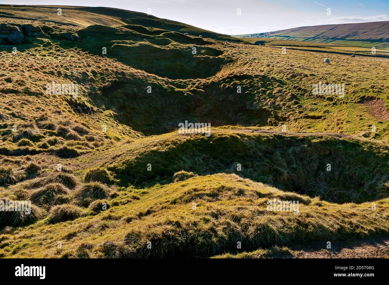 Oxlow cavern hi-res stock photography and images - Alamy
