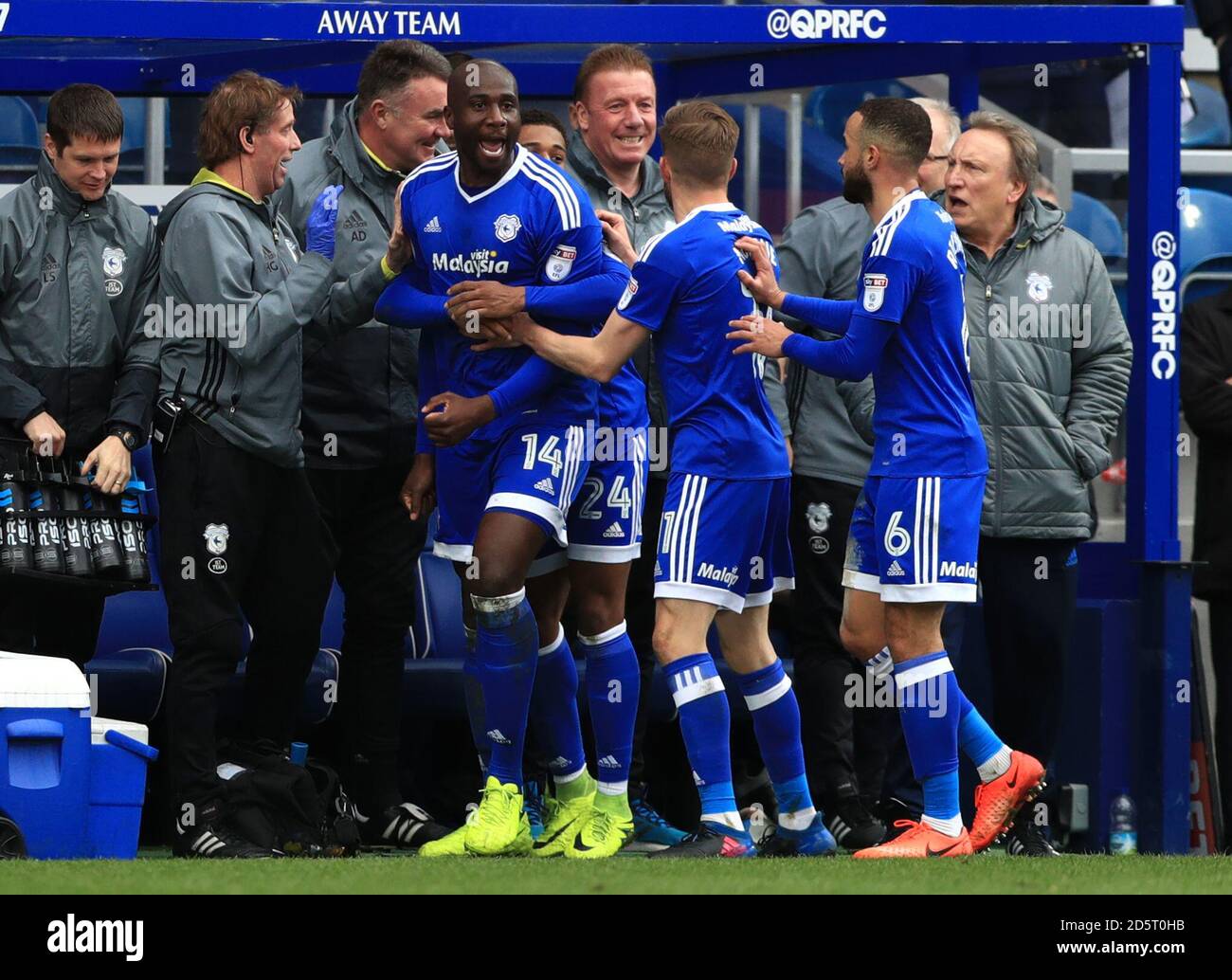 Sol bamba cardiff celebrates hi-res stock photography and images - Alamy