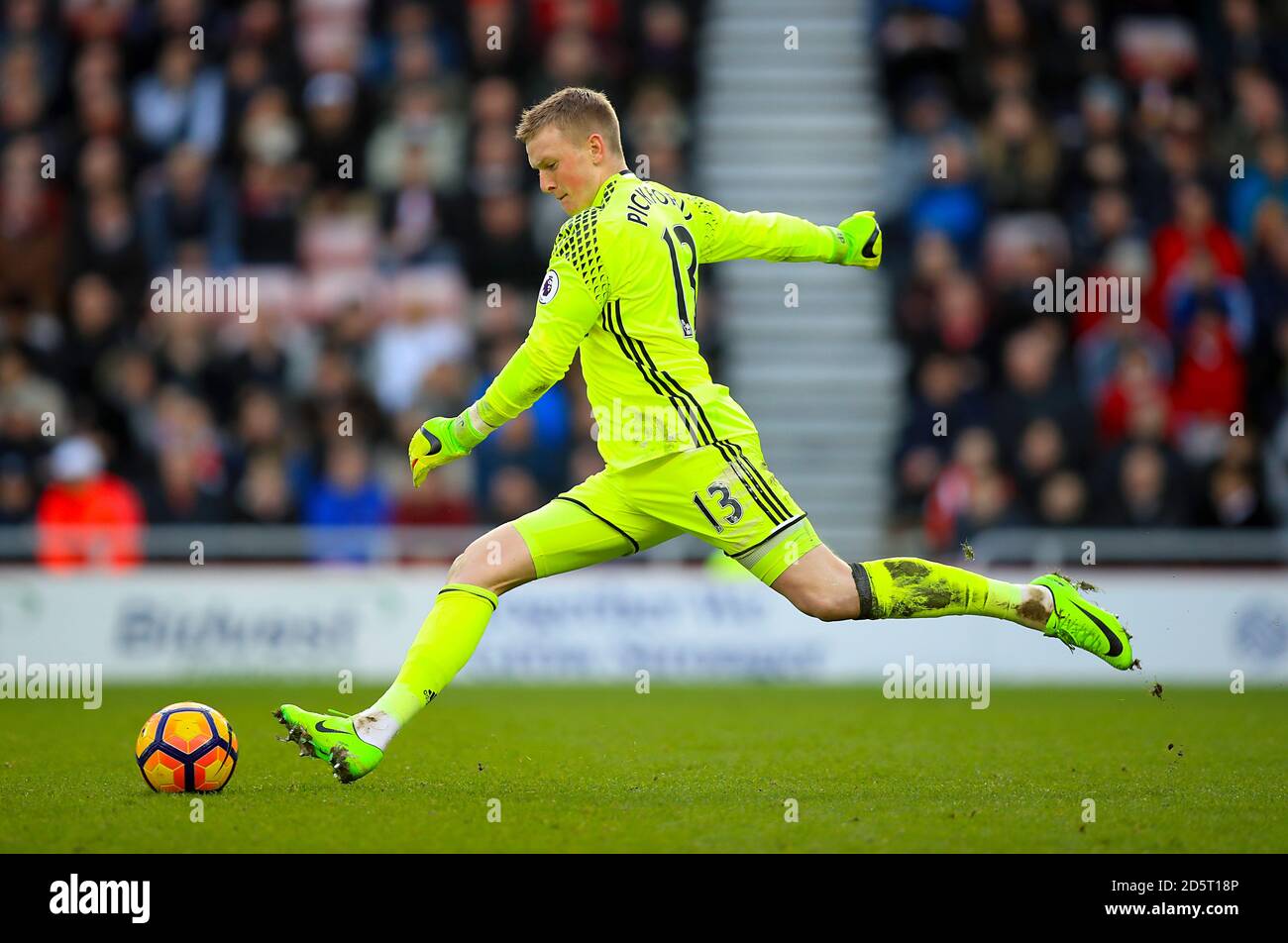 Sunderland goalkeeper Jordan Pickford Stock Photo - Alamy