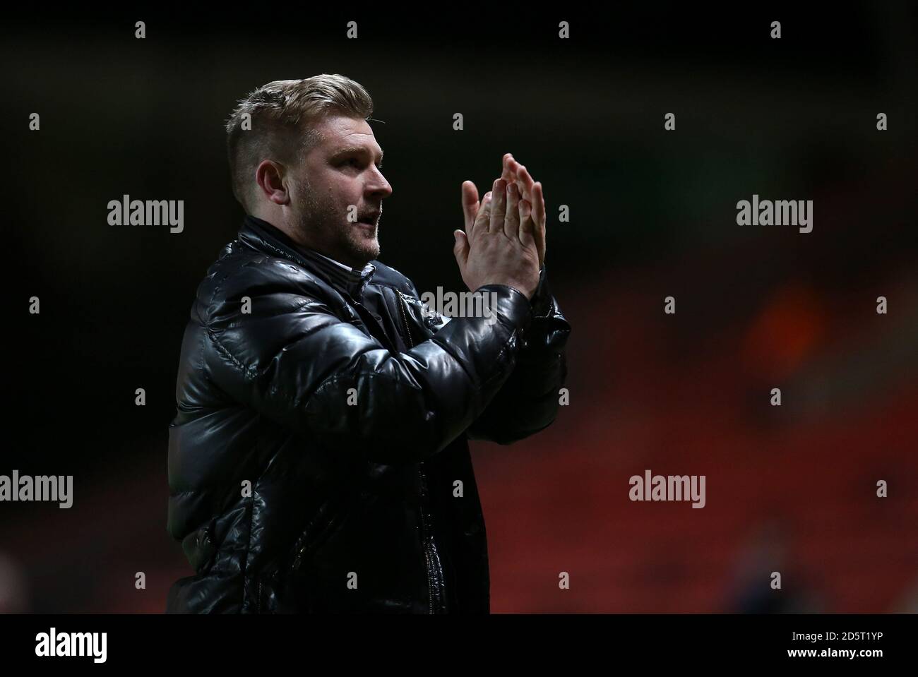 Football full length claps clap clapping hi-res stock photography and ...