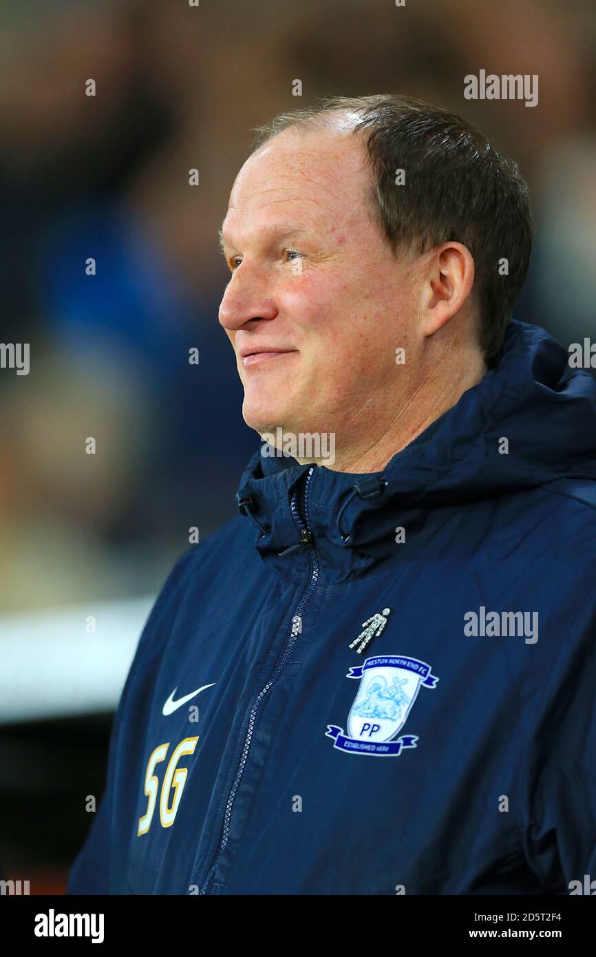 Preston North End manager Simon Grayson Stock Photo - Alamy