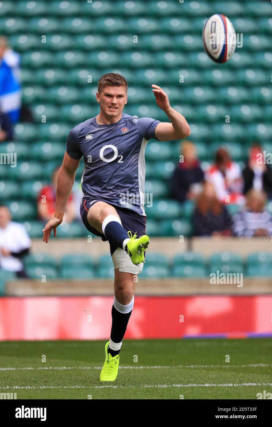 England's Owen Farrell warming up before the game Stock Photo - Alamy