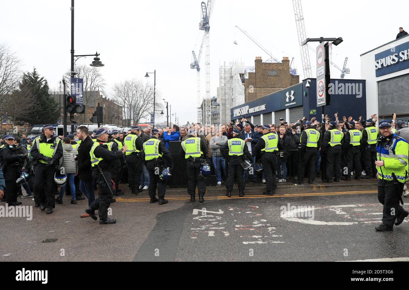 Surrounded by police hi-res stock photography and images - Alamy