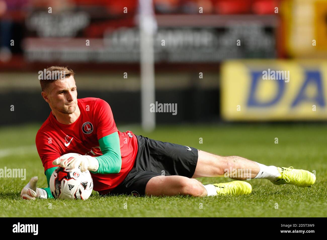 Charlton Athletic goalkeeper Declan Rudd Stock Photo - Alamy