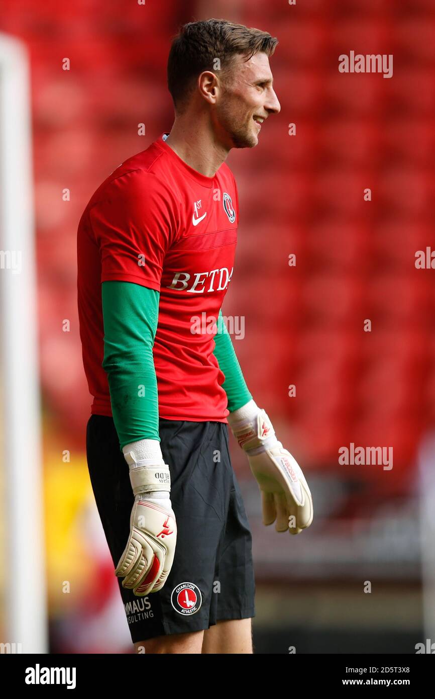 Charlton Athletic goalkeeper Declan Rudd Stock Photo - Alamy