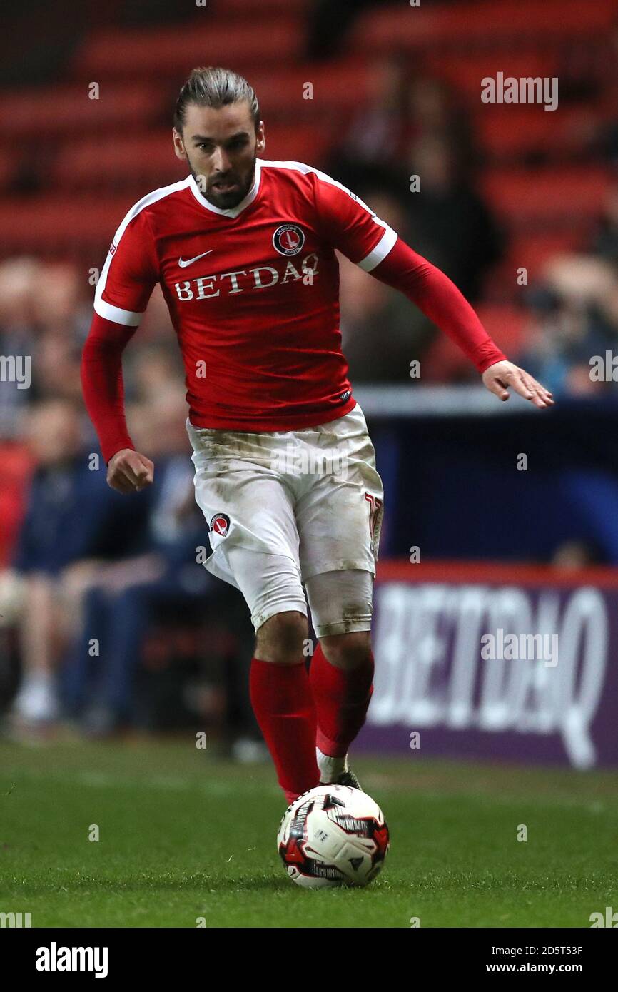 Charlton Athletic's Ricky Holmes Stock Photo - Alamy