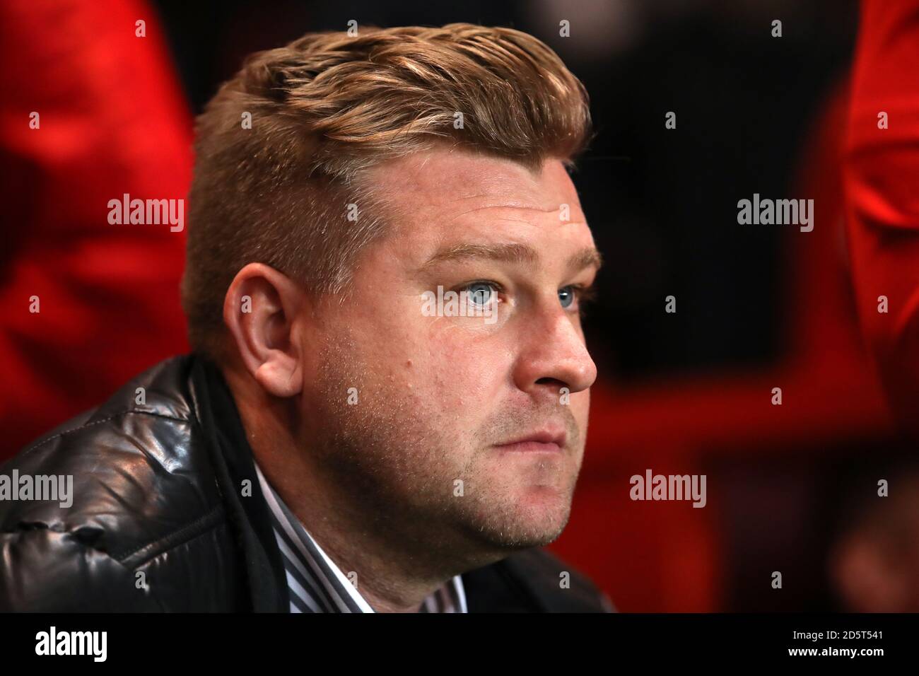 Karl robinson charlton hi-res stock photography and images - Alamy