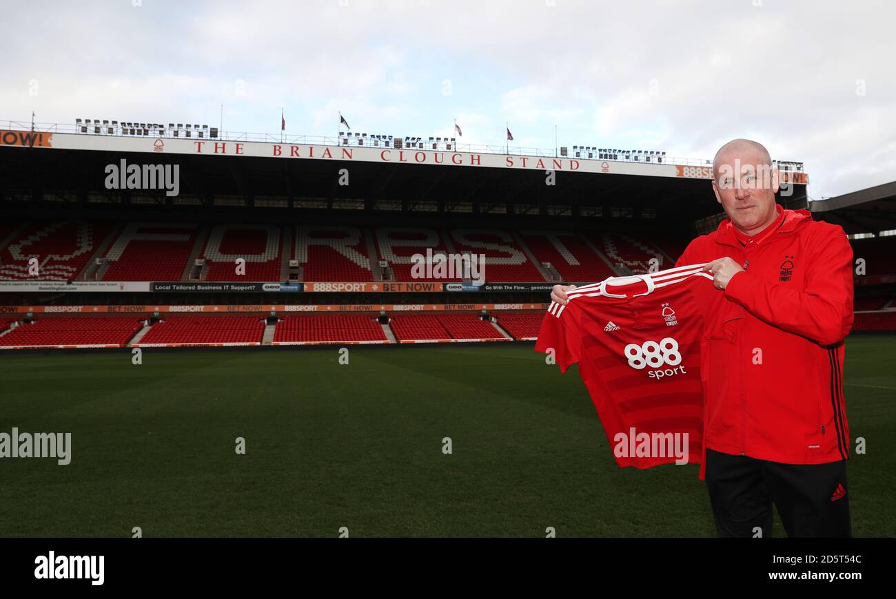 New Nottingham Forest manager Mark Warburton poses for photographers ...
