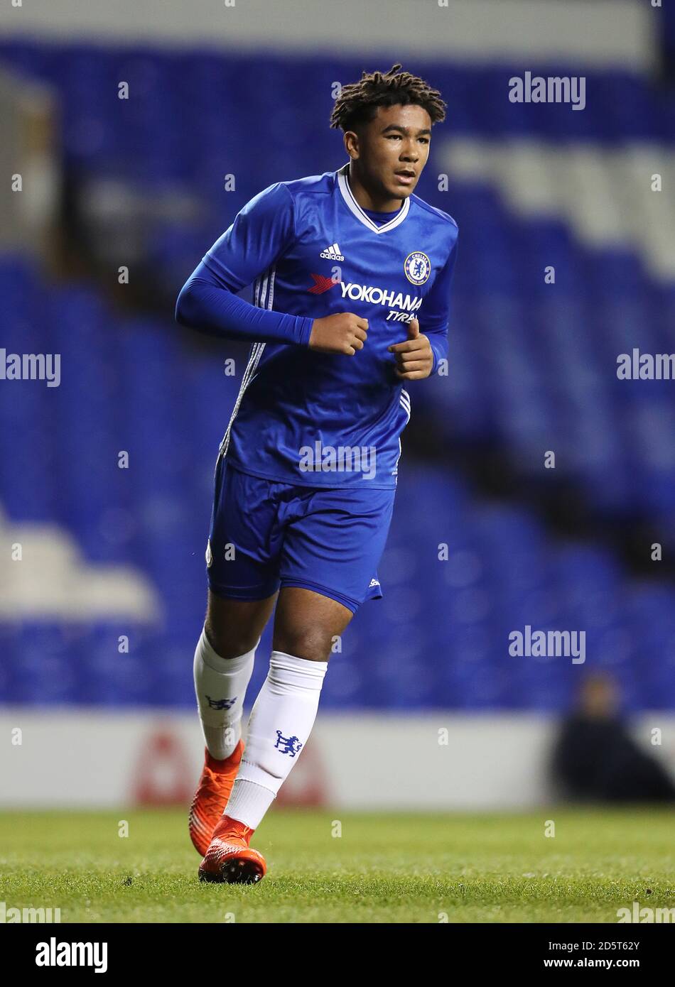 Chelsea U18's Reece James Stock Photo - Alamy