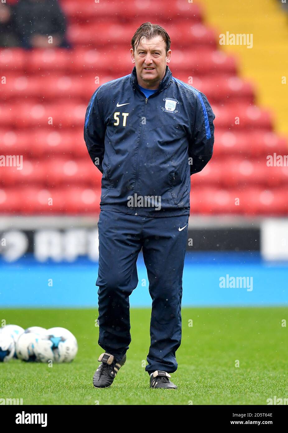 First team coach Steve Thompson Stock Photo - Alamy