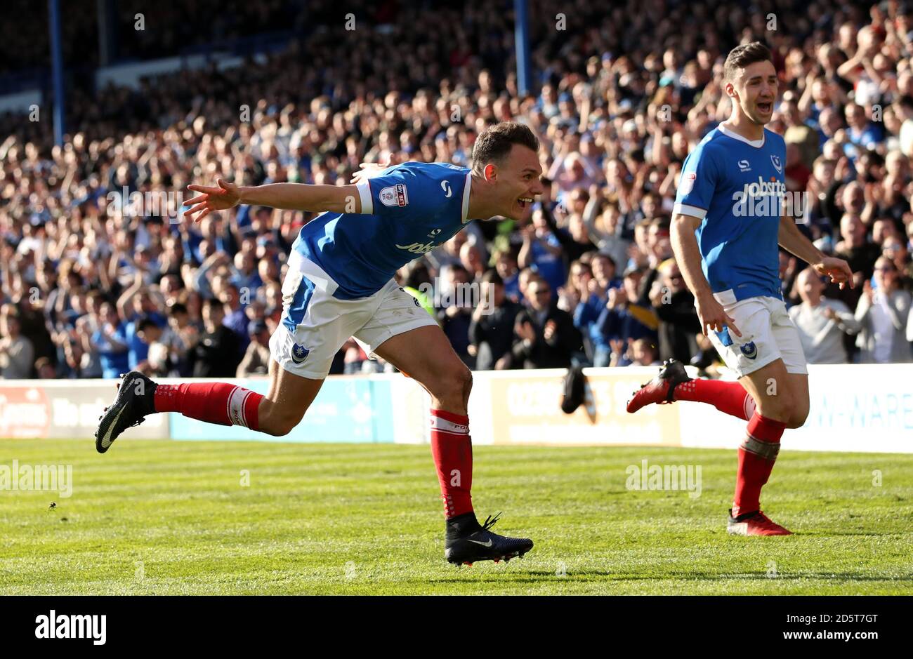 Kal naismith hi-res stock photography and images - Alamy