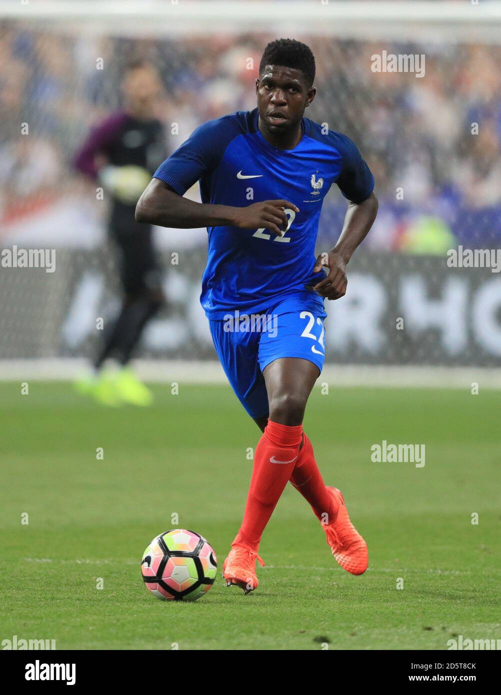 Football full length samuel hi-res stock photography and images - Alamy