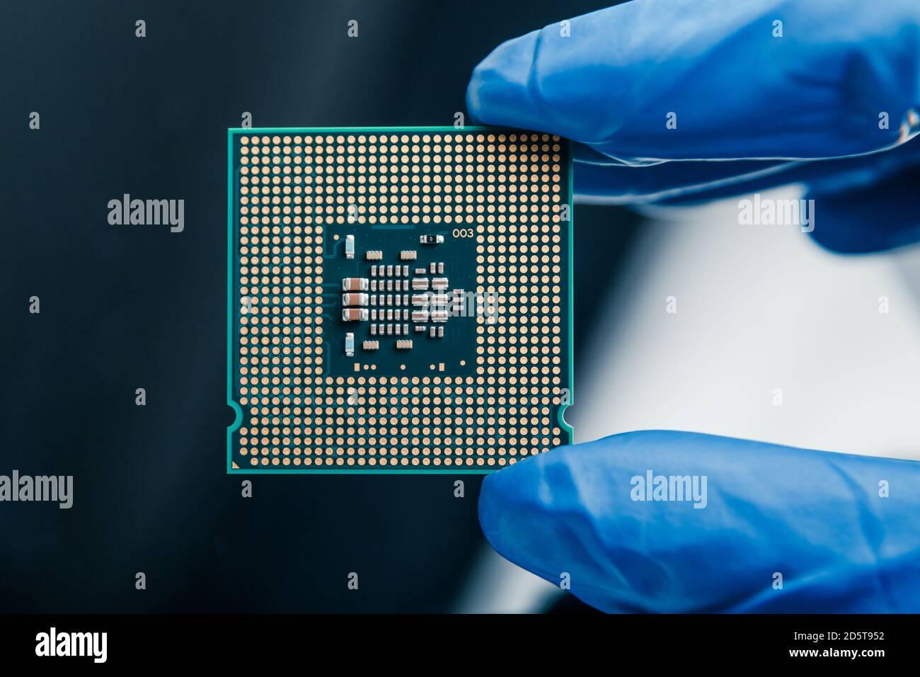 Lab on chip hi-res stock photography and images - Alamy