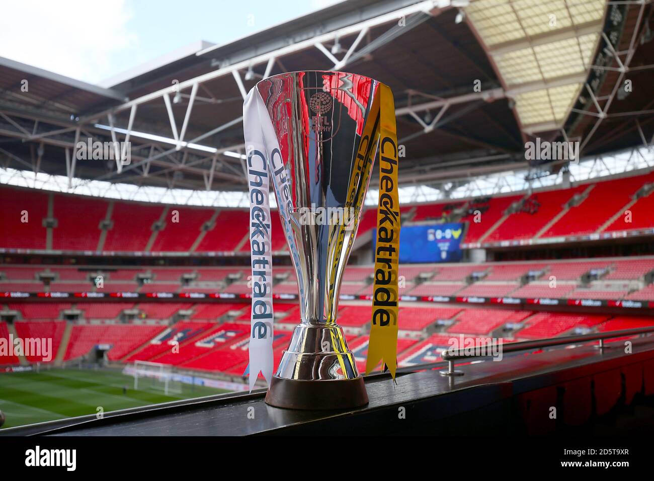 The Checkatrade Trophy in an empty stadium before the match Stock Photo ...