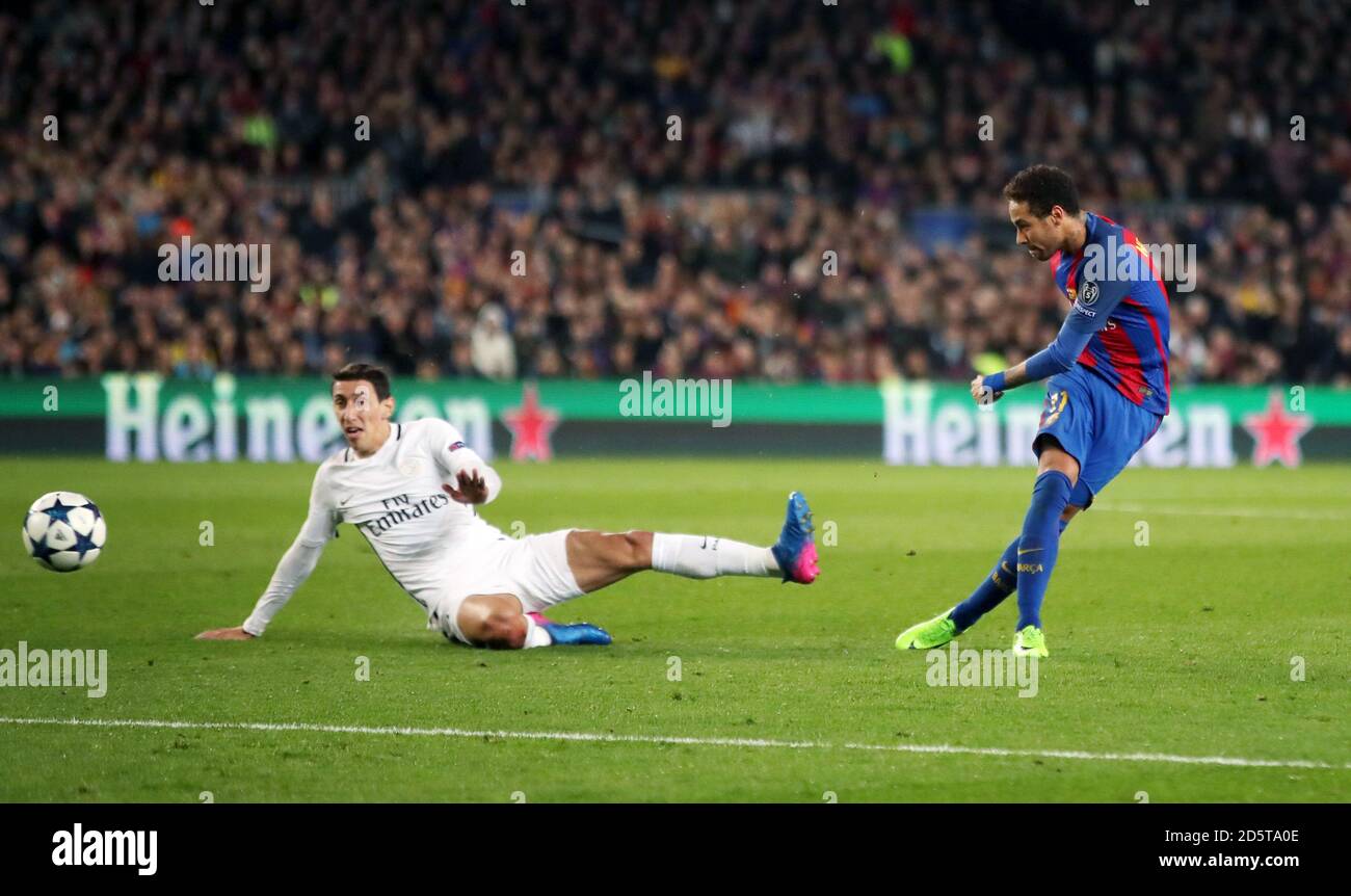 Barcelona's Junior Neymar makes a shot at goal Stock Photo - Alamy