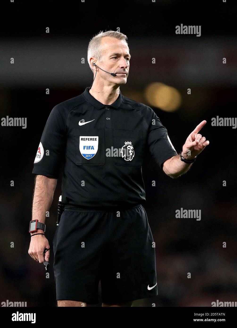 Match referee Martin Atkinson Stock Photo - Alamy