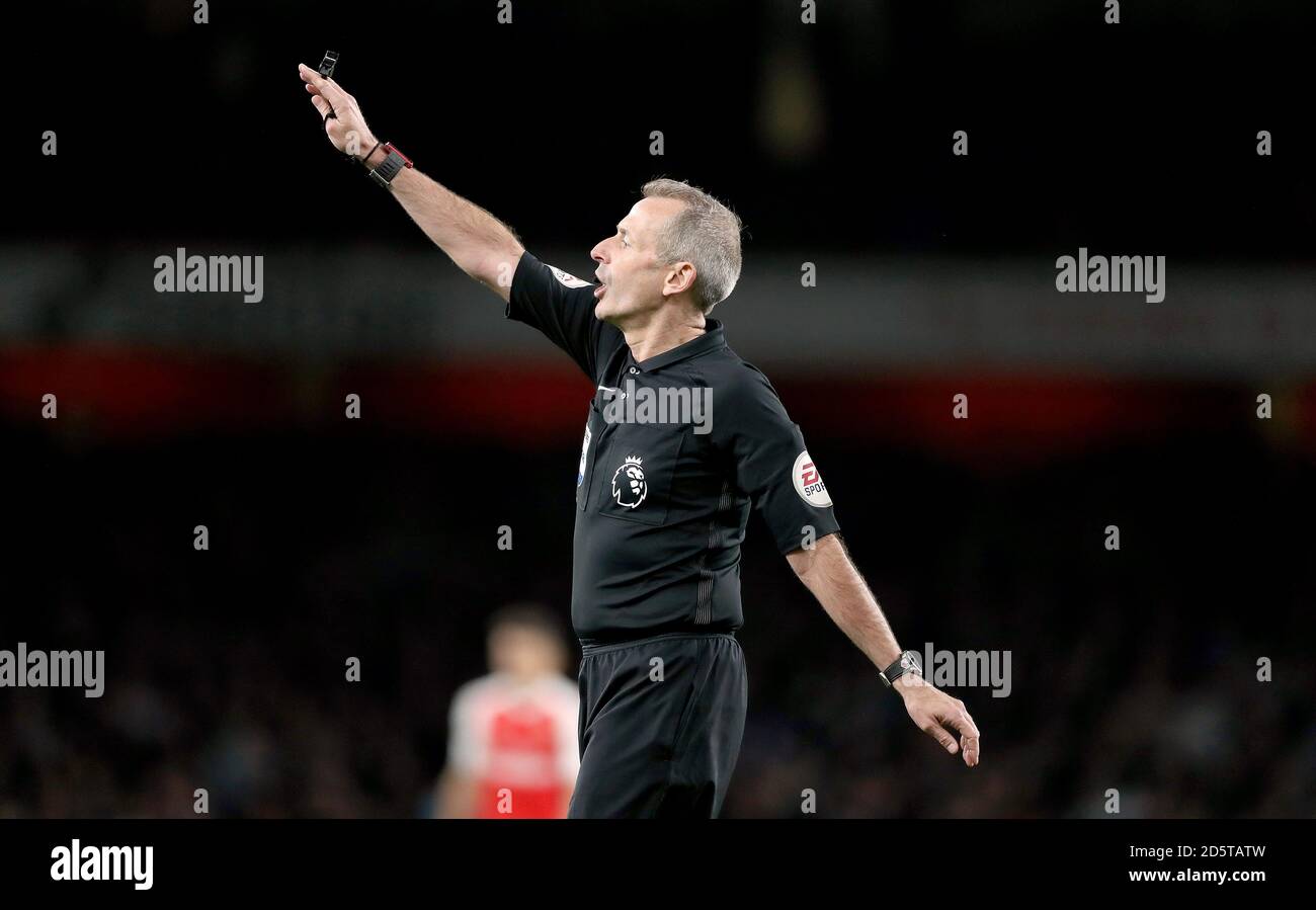 Match referee Martin Atkinson Stock Photo - Alamy