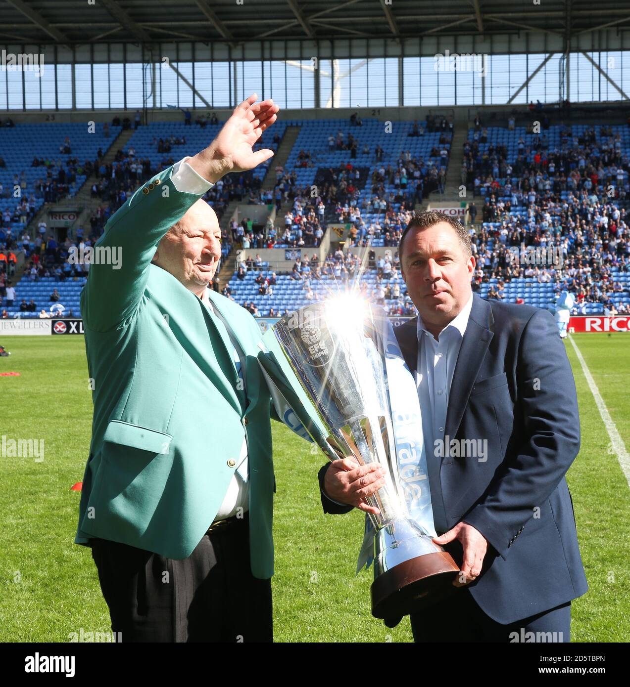 John sillett hi-res stock photography and images - Alamy