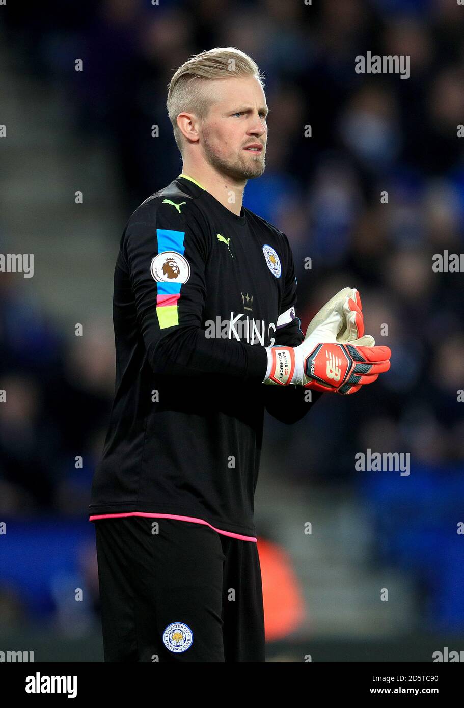 Leicester City goalkeeper Kasper Schmeichel Stock Photo - Alamy