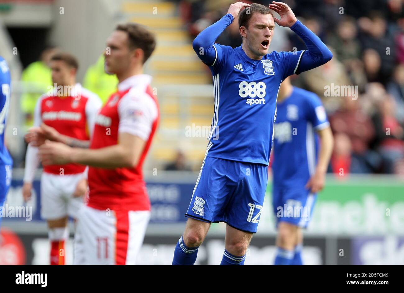 Birmingham City's Craig Gardner goes close Stock Photo - Alamy