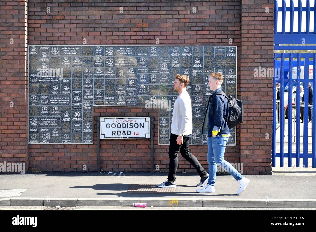 A general view of Goodison Road outside the ground Stock Photo - Alamy