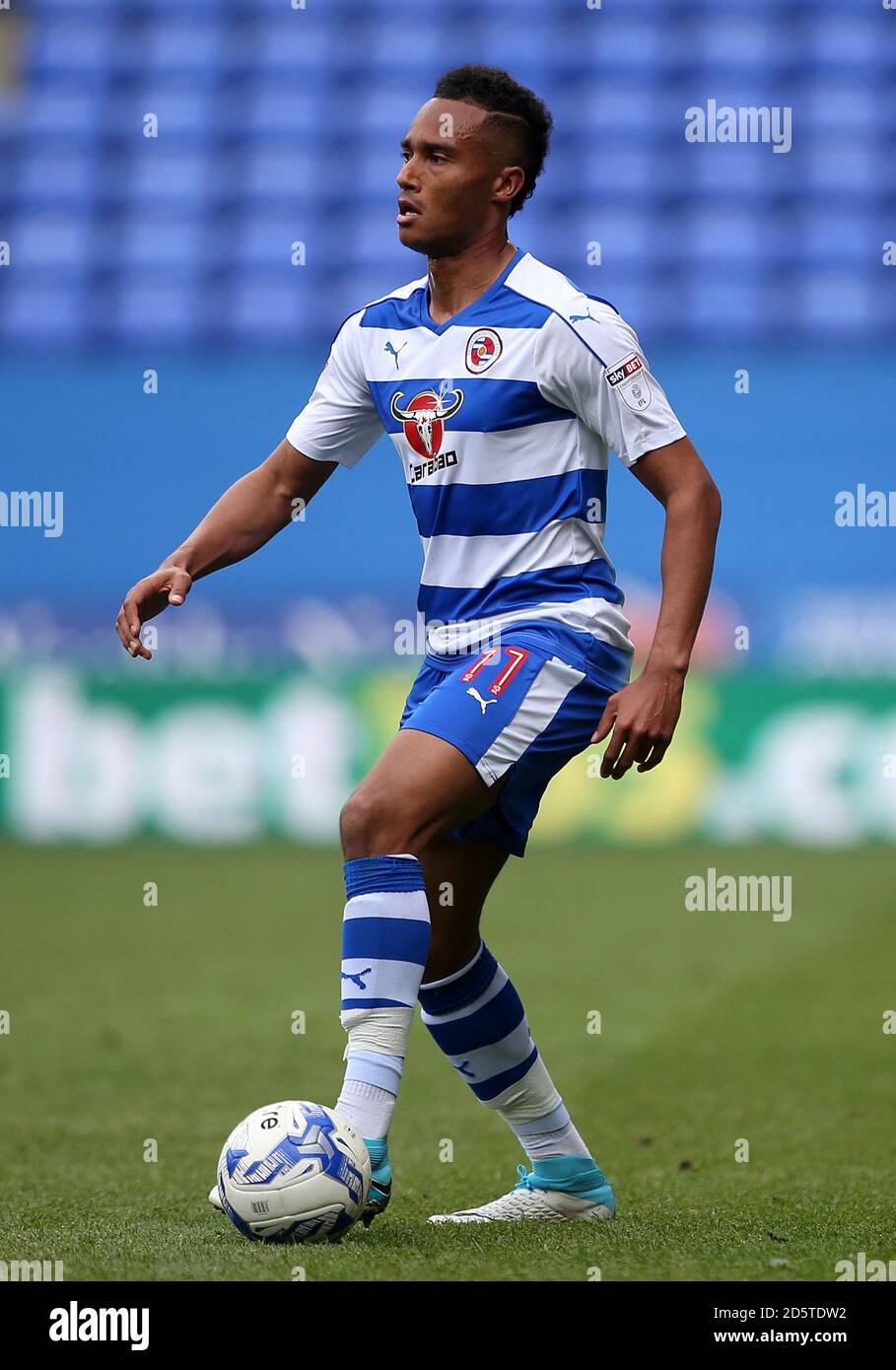 Reading's Jordan Obita in action Stock Photo - Alamy