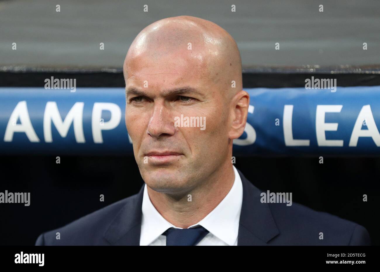 Zidane 2nd hi-res stock photography and images - Alamy
