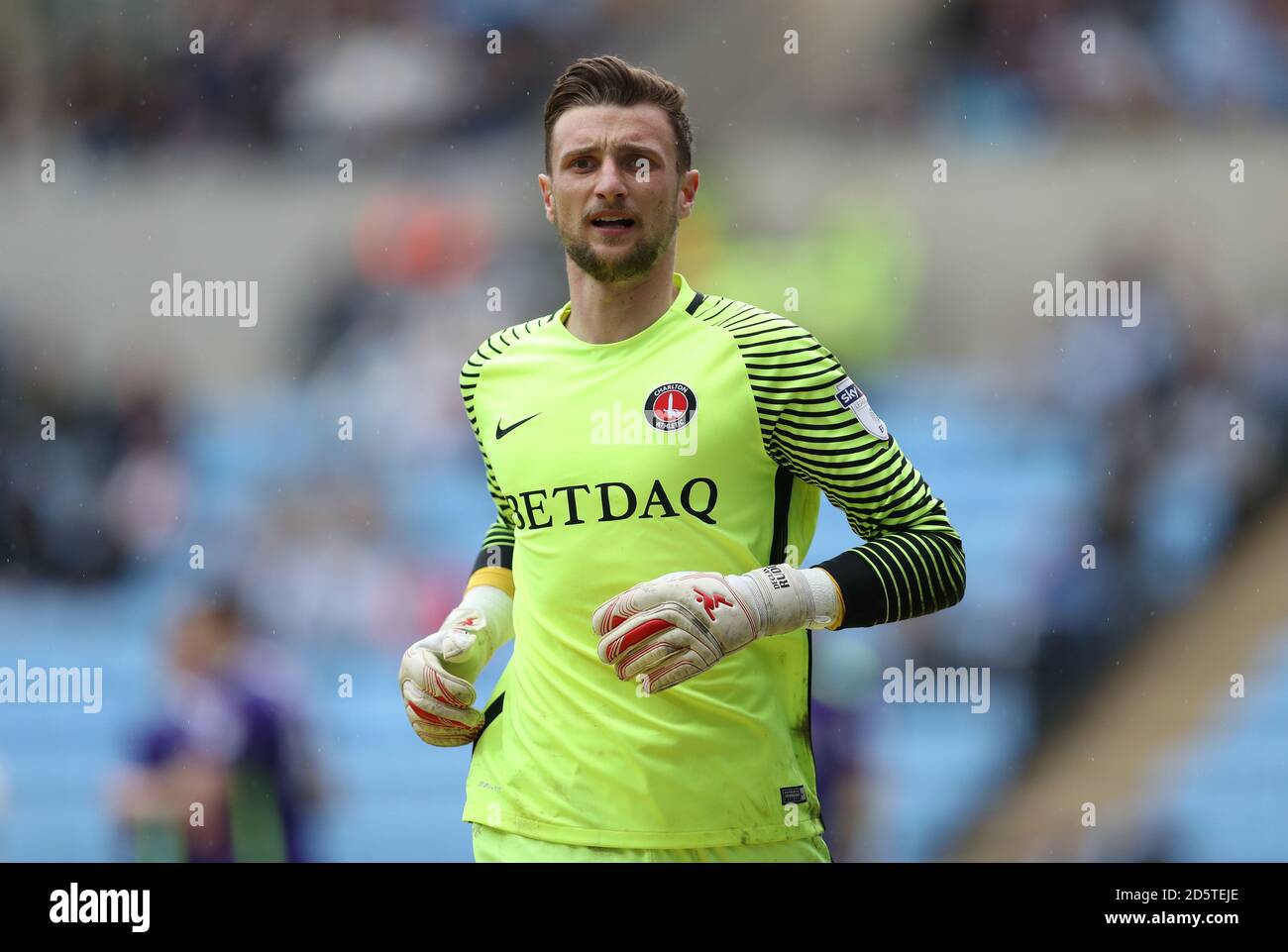 Charlton Athletic goalkeeper Declan Rudd Stock Photo - Alamy