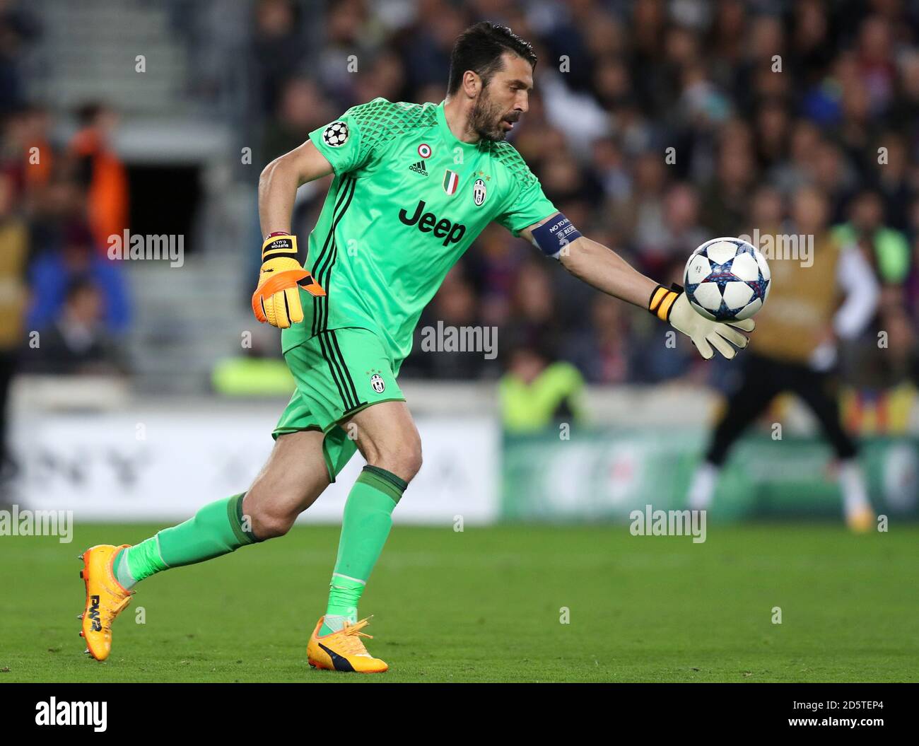 Juventus goalkeeper Gianluigi Buffon Stock Photo - Alamy