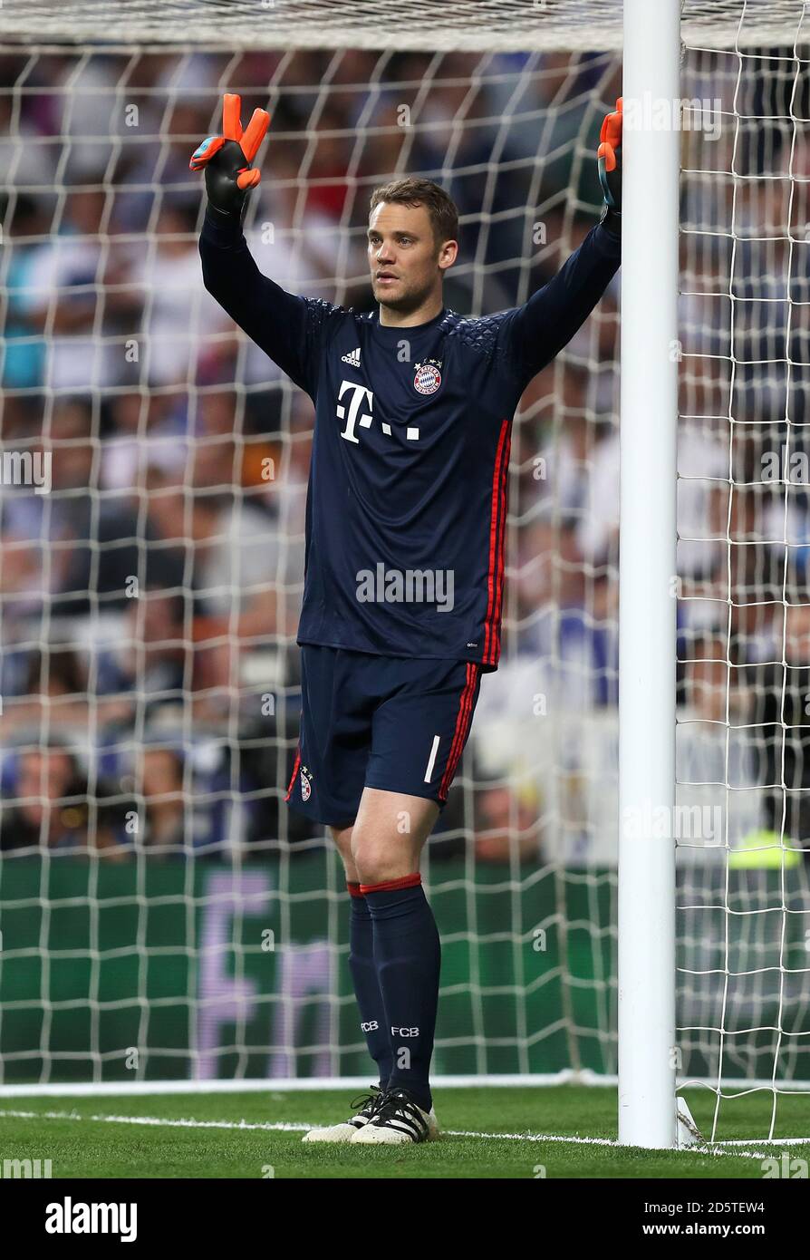 Bayern Munich goalkeeper Manuel Neuer Stock Photo - Alamy