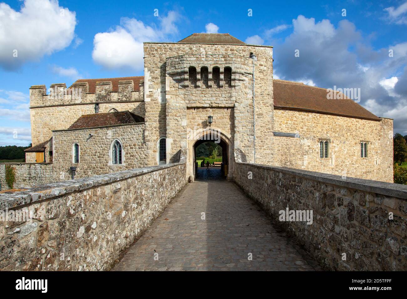 Leeds Castle, Maidstone, Kent, England Stock Photo - Alamy