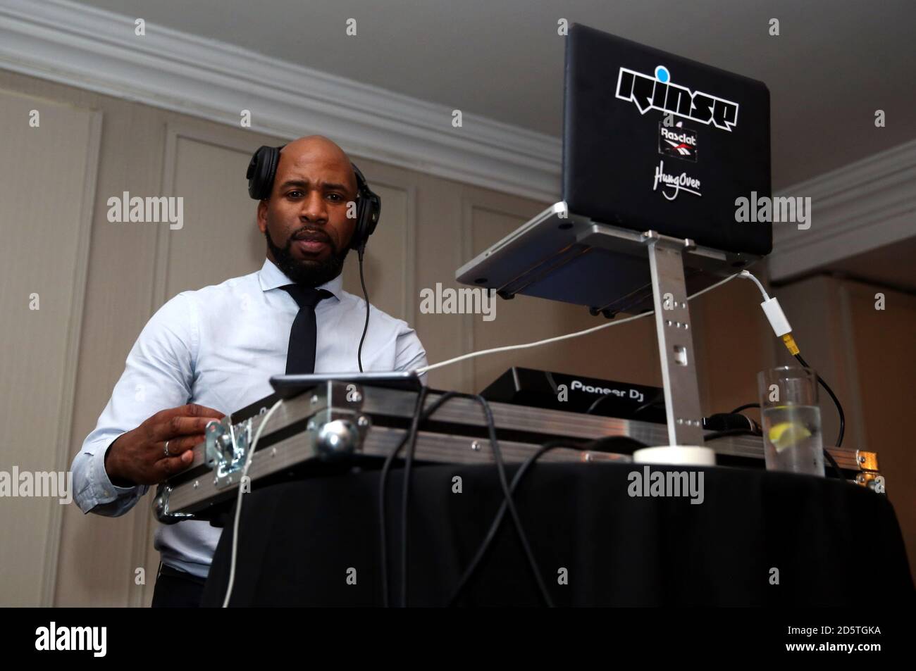 Dj spoony hi-res stock photography and images - Alamy