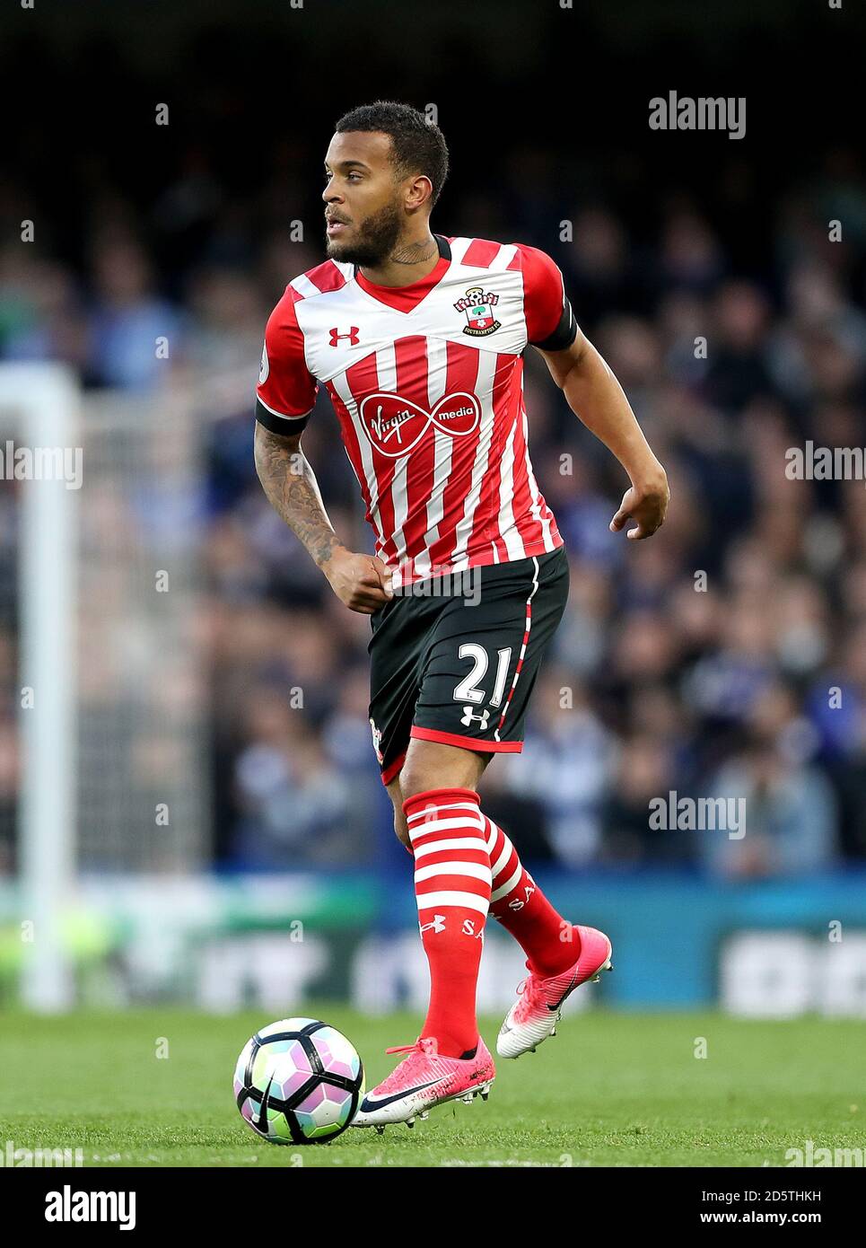 Southamptons ryan bertrand hi-res stock photography and images - Alamy
