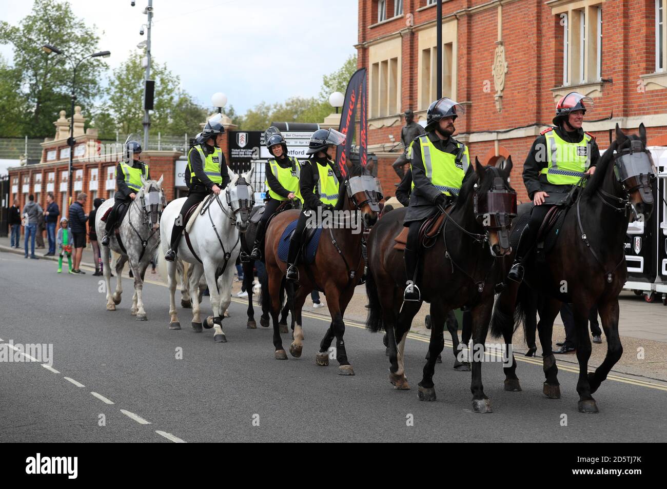 Soccer football police horse mounted mount horses hi-res stock ...
